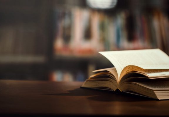 Effective Academic Writing: Rules and Resources