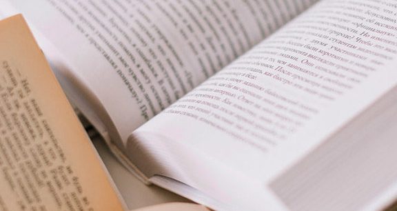 10 Descriptive Writing Exercises & Best Practices to Improve Your Text