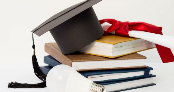 Student Exchange Program (Flex) Essay Topics [2025]