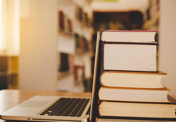 562 Philosophical Debate Topics + Ideas for Your Essay & Research