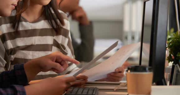 Student Exchange Program: Study Abroad Essay Examples + Flex Essay Topics